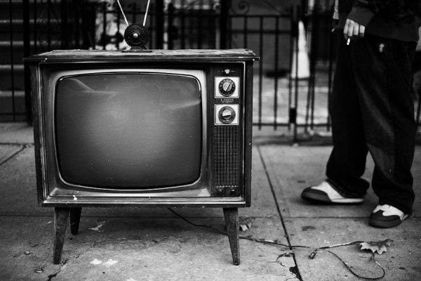Prole Casos de la Vida Real Presenta: Cuando sólo hay tele abierta ...